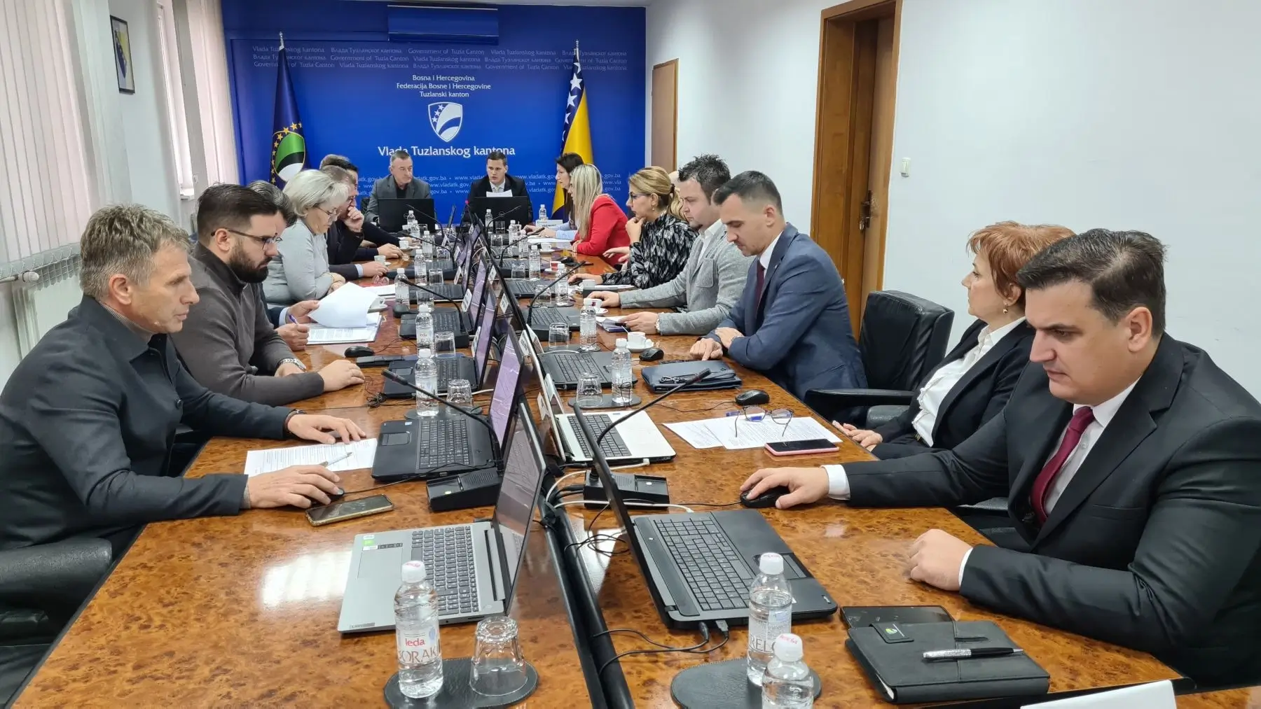 Informacija sa 80. redovne sjednice Vlade Tuzlanskog kantona | Vlada ...